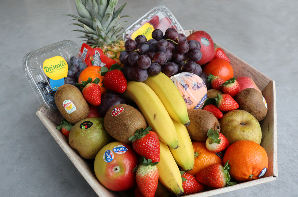 Fruitmand – Getagged "fruit"– Delhaize Chez Madeleine – De Haan